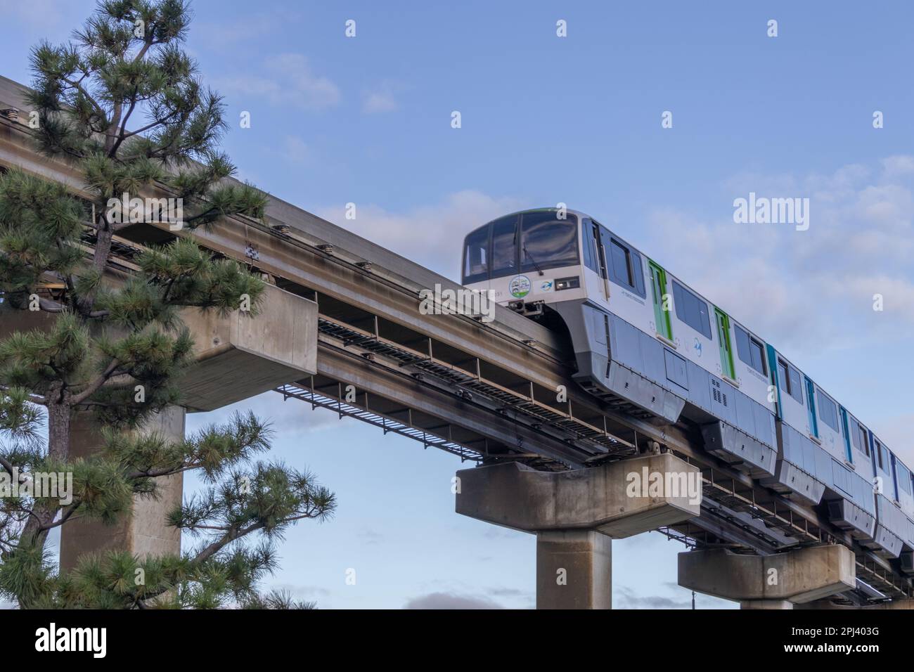 View of the Haneda Express monorail that connects Tokyo to Haneda ...