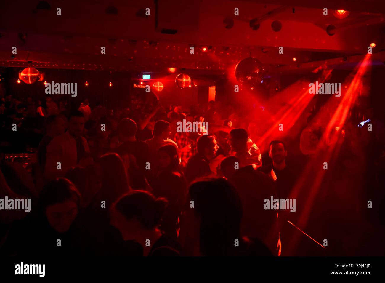 Munich, Germany. 27th Jan, 2023. Guests dance in the 089 Bar in Munich ...