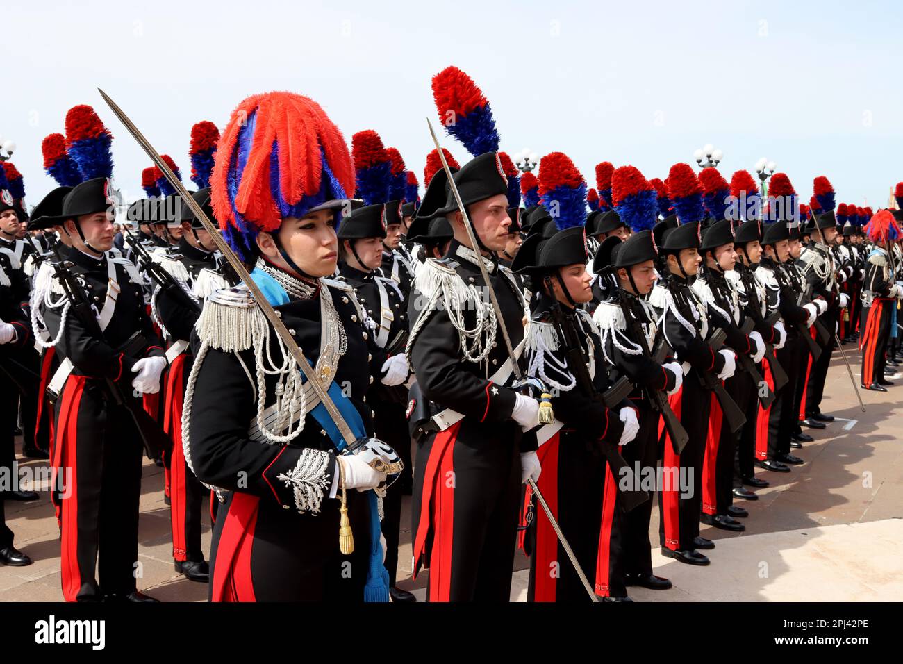 Solemn oath of the students in full uniform of the Carabinieri school ...