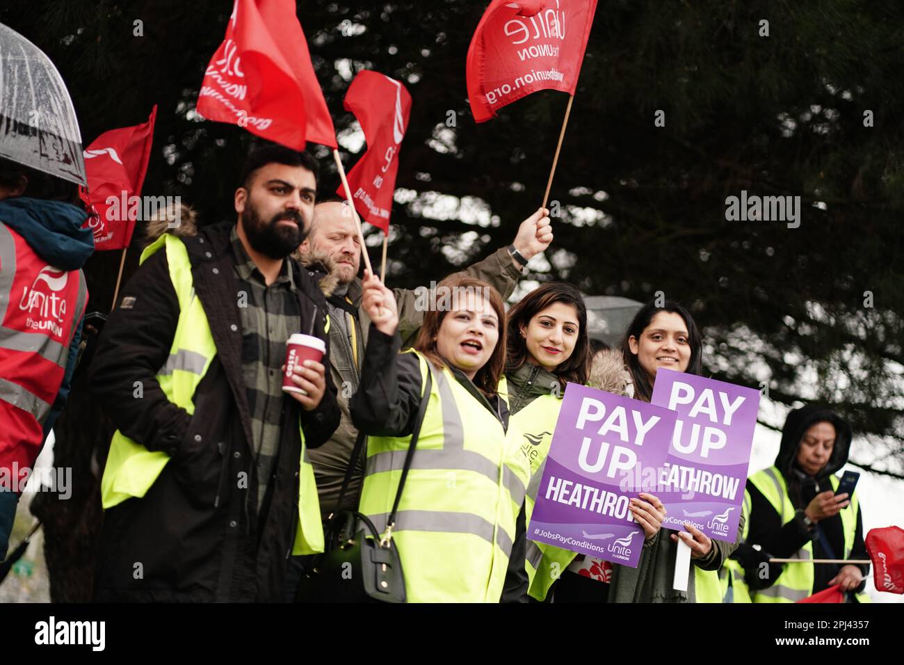 Security guard members of the Unite union on the picket line at ...