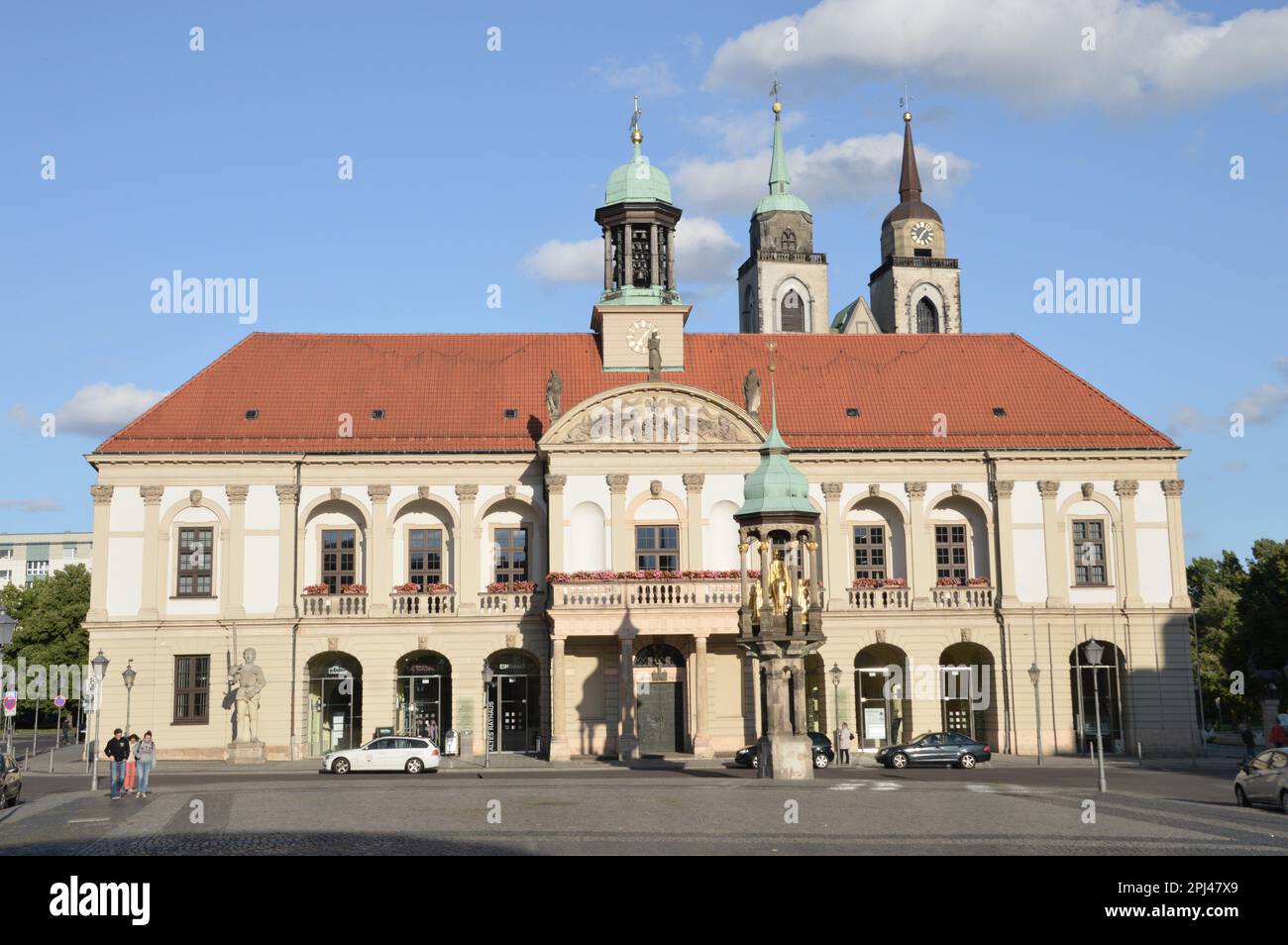 Magdeburg rathaus hi-res stock photography and images - Alamy