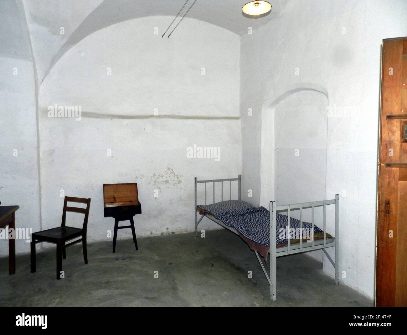 Germany, Saxony, Colditz Castle: reconstruction of one of the rooms of ...