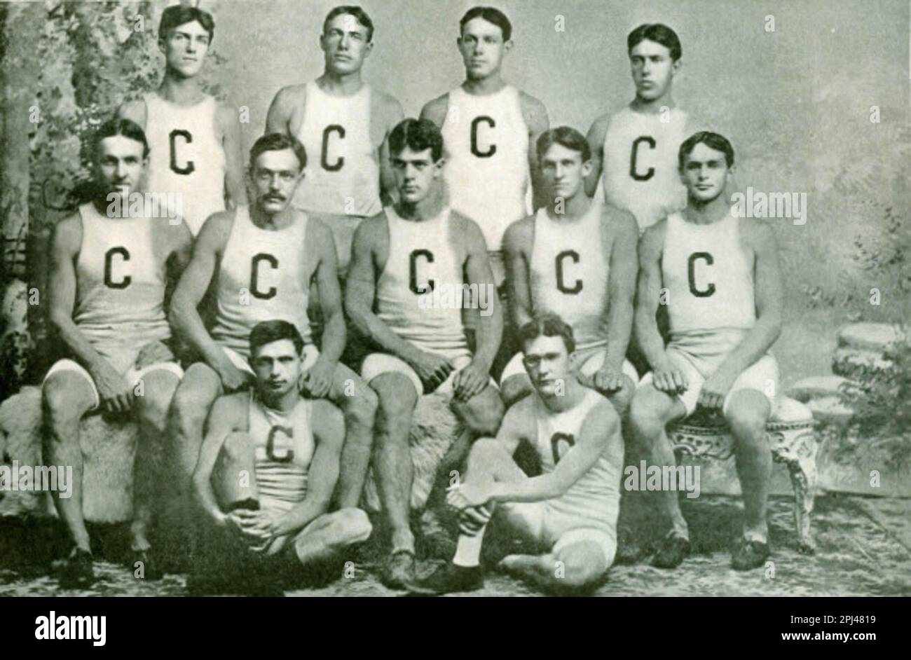 Vintage rowing team hi-res stock photography and images - Alamy