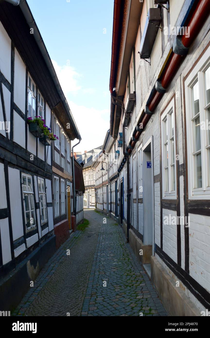 Germany, Lower Saxony, Goslar: narrow cobbled street, An der Gose, with ...