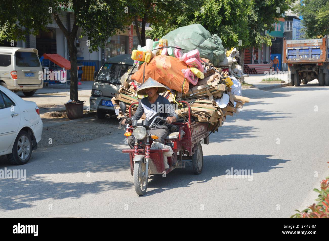 People's Republic of China, Guangxi Province, Guilin: typical means of ...