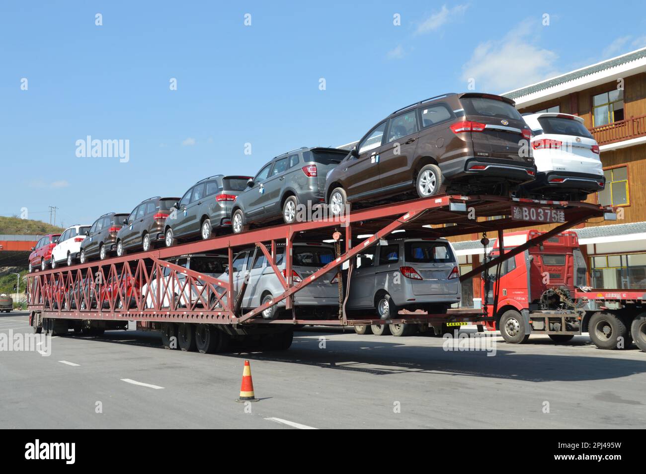 People's Republic of China, Guizhou Province, Anshun: Chinese car ...