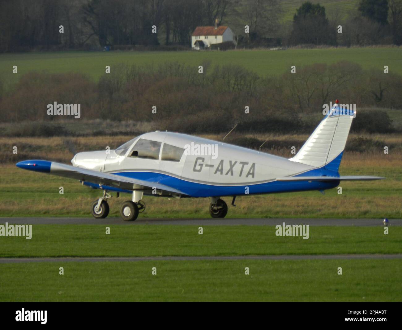 England, Sussex, Shoreham Airport: G-AXTA Piper PA.28-140 Cherokee (c/n ...