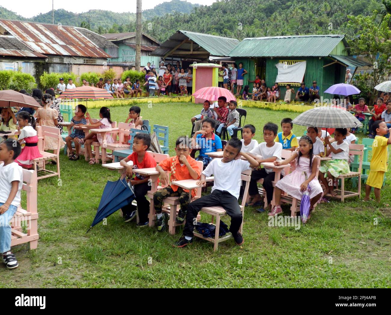 The Philippines, Samar Island, Panlayahan: pupils at the local school ...