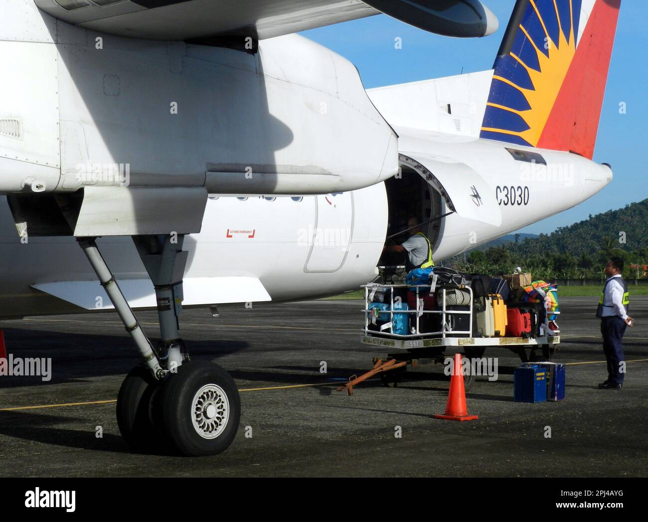 The Philippines, Eastern Visayas, Island of Samar, Calbayog: loading ...