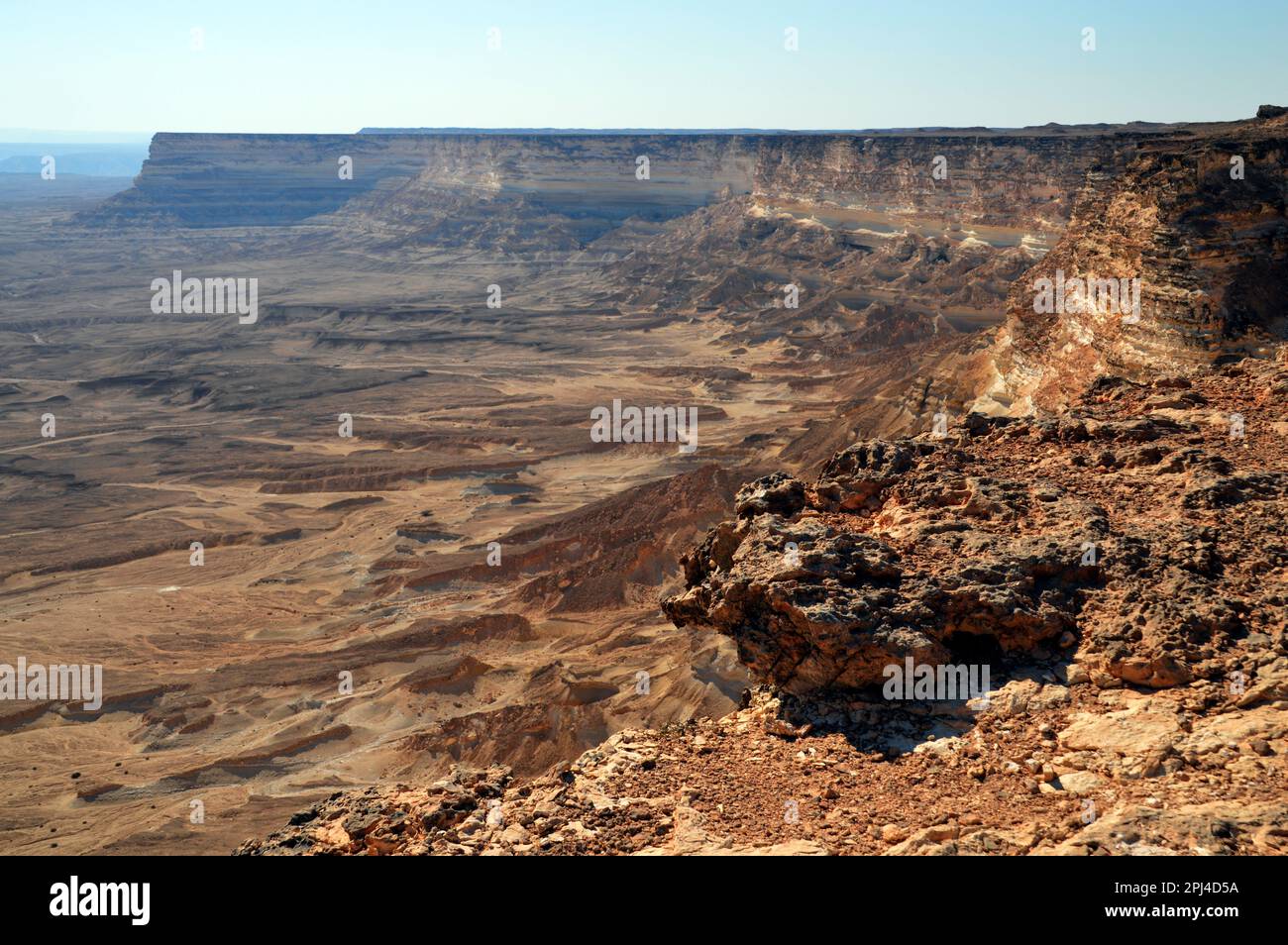 Oman, Sawqirah: view of the coastal plain from the spectacular ...
