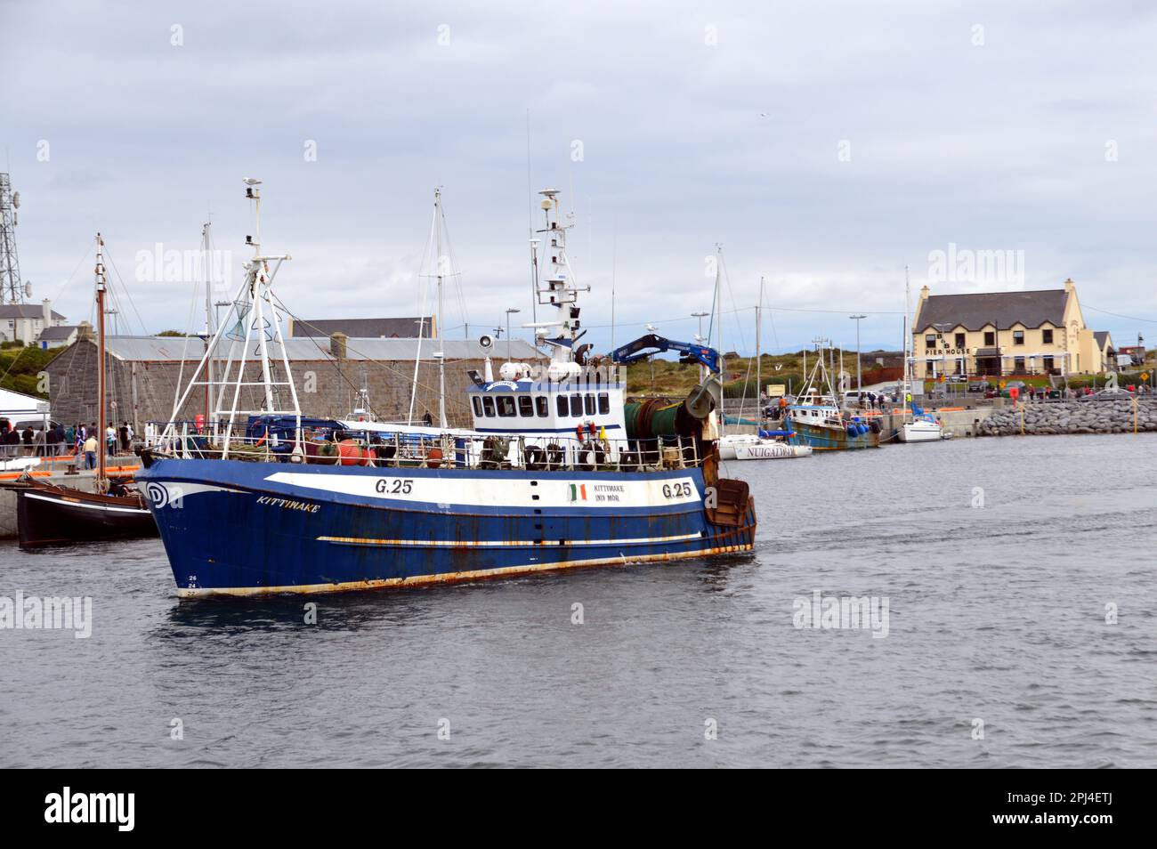 Ireland, Aran Islands, Inis Mor, Kilronan: fishing cutter "Kittiwake ...