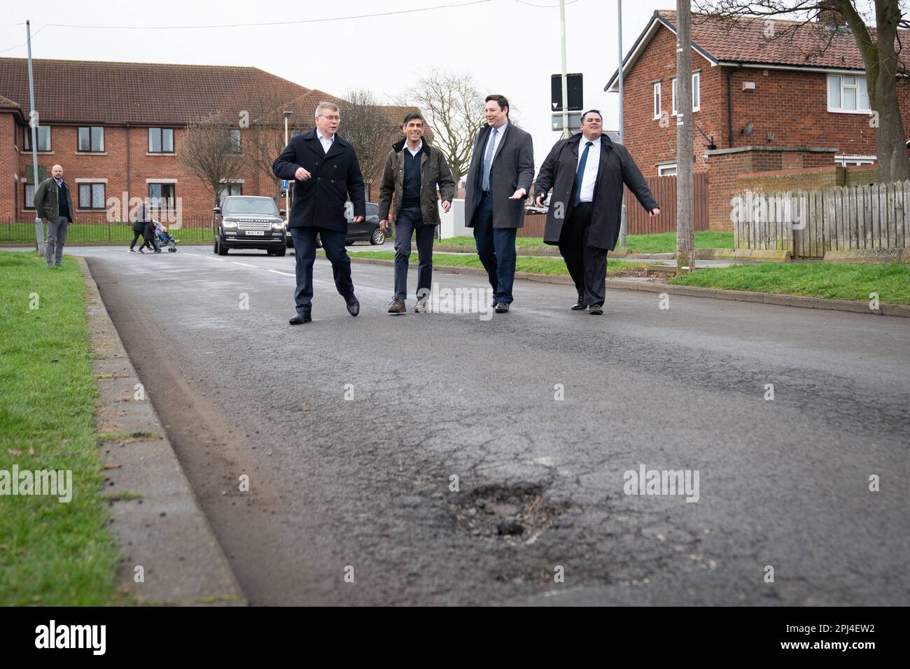 Prime Minister Rishi Sunak with Darlington Council leader Jonathan ...