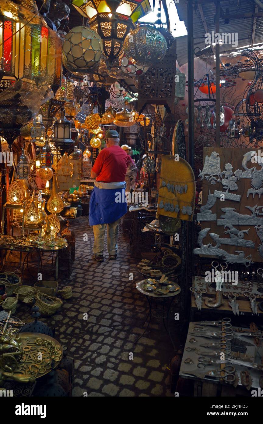 Shopping in marakesh hi-res stock photography and images - Alamy