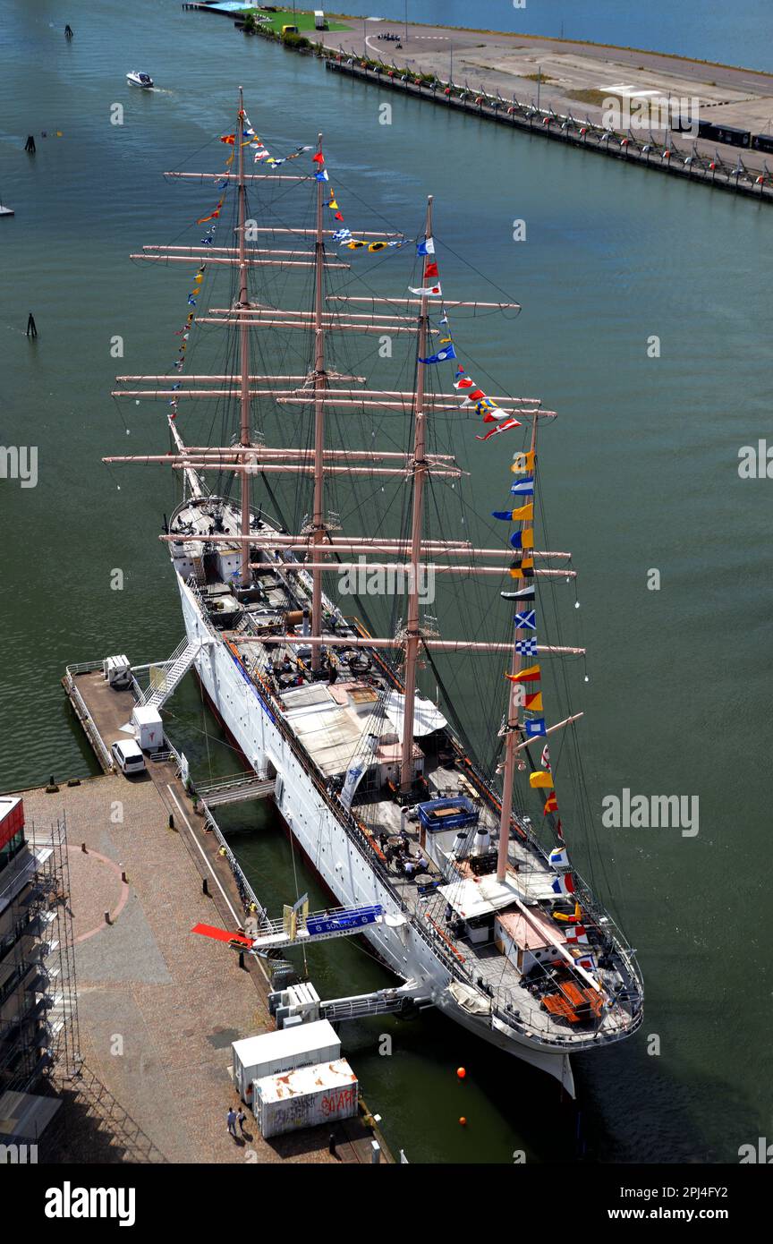 Sweden, Gothenburg: the four-masted barque, "Viking", built in 1906 by ...