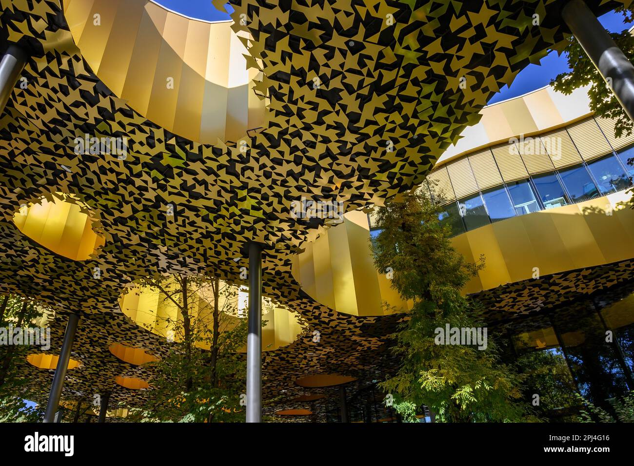 Penetrations in ceiling hi-res stock photography and images - Alamy