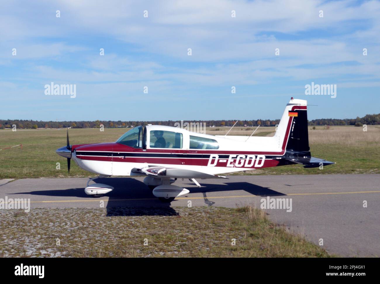 Germany, Bavaria, Schleissheim: D-EGDD Gulfstream AA-5B Tiger (c/n 0827 ...