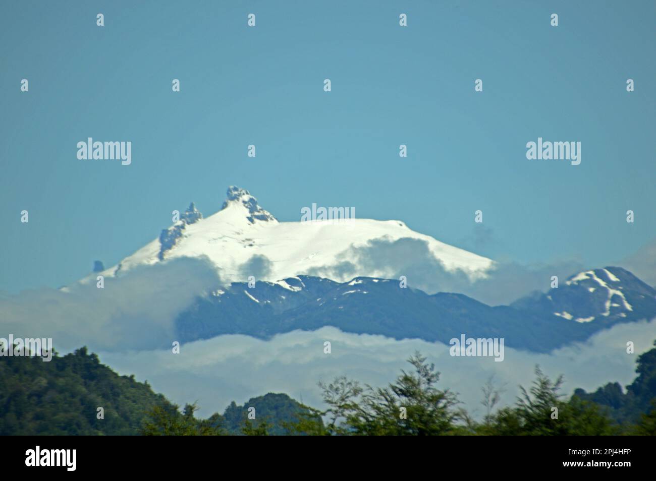 Chile. Chaiten: the stratovolcano Michinmahuida (2450 metres Stock ...