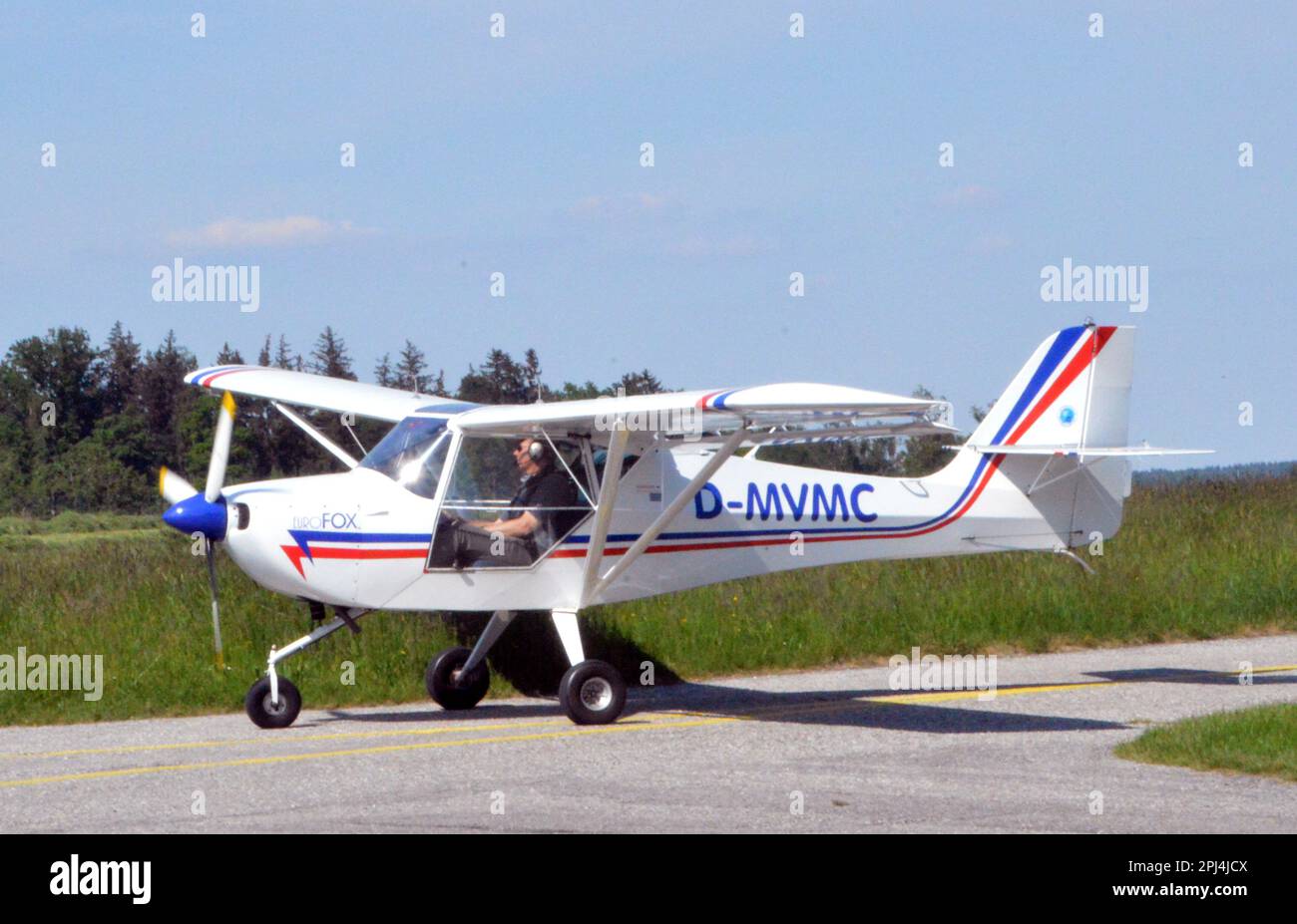 Germany, Bavaria, Jesenwang: D-MVMC Aeropro Eurofox (c/n 11601) at ...