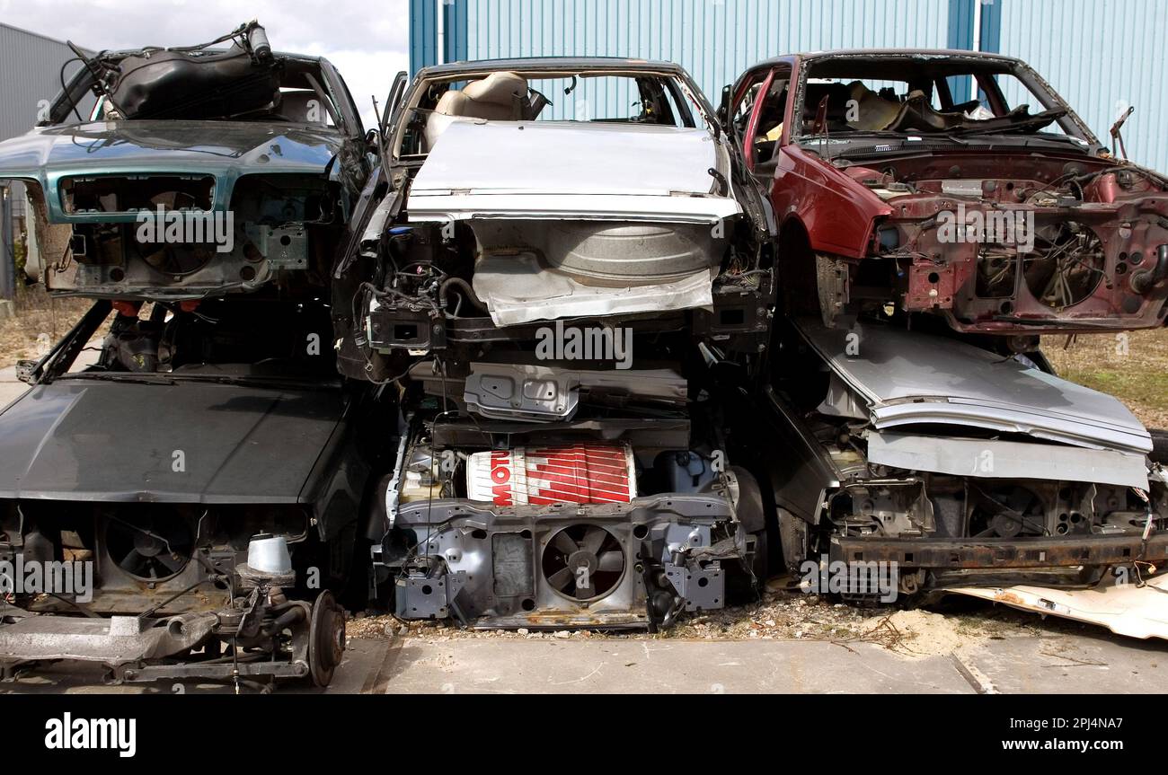 Cars on a scrapyard to recycle - Netherlands. vvbvanbree fotografie ...