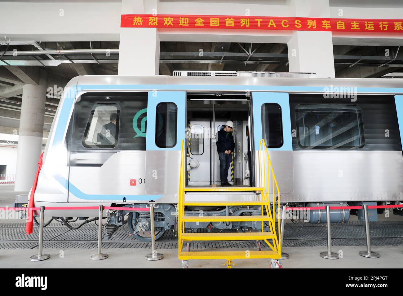 QINGDAO, CHINA - MARCH 31, 2023 - Visitors visit a "driverless" subway ...