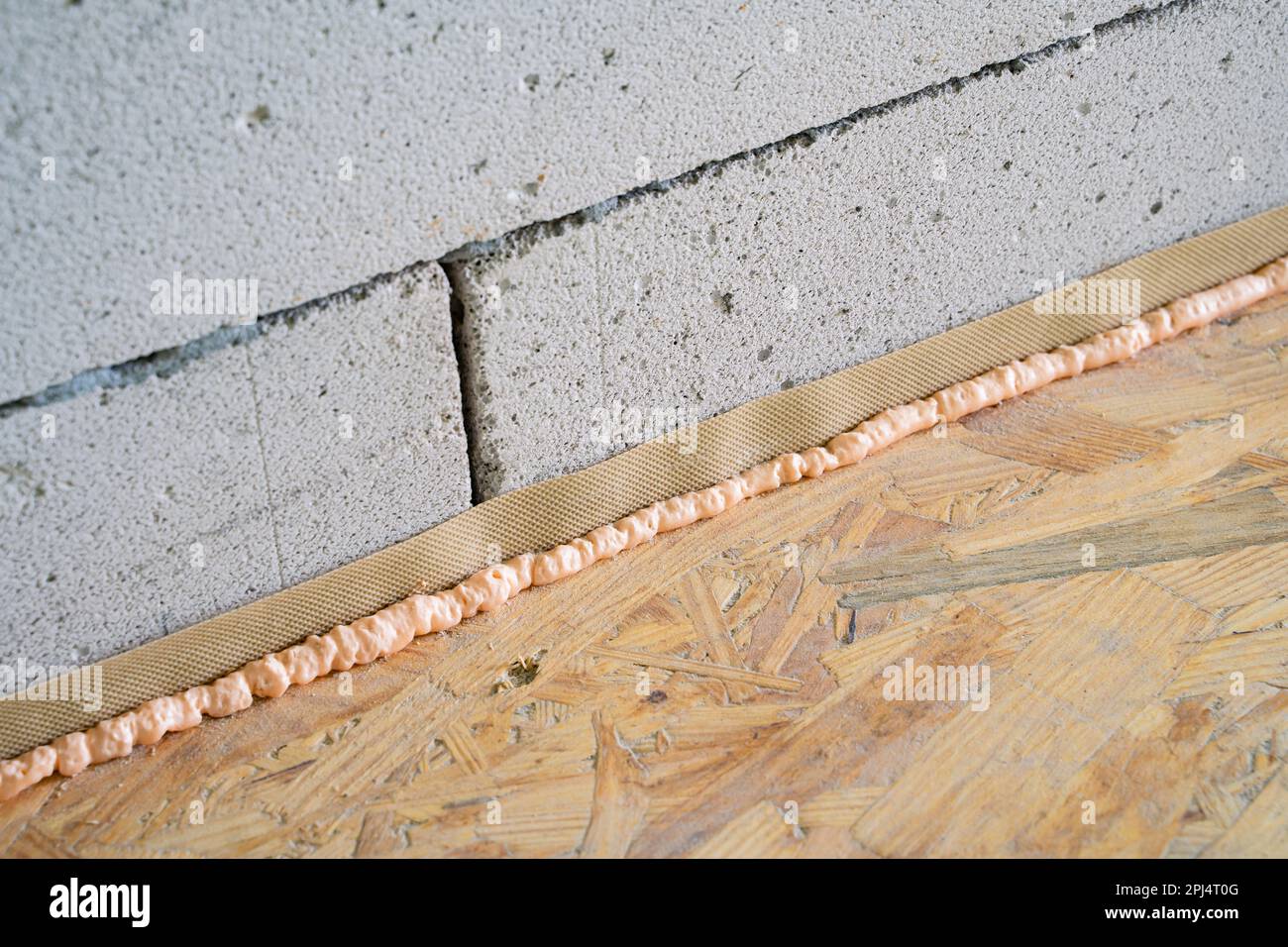 Background on the construction theme. Aerated concrete brick and osb ...