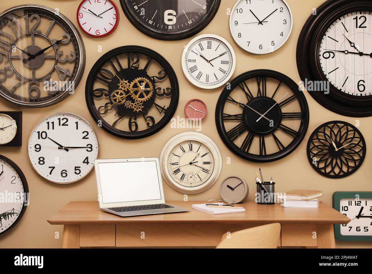 Large Wall Clocks Showing Workings at Jasmine Thornber blog