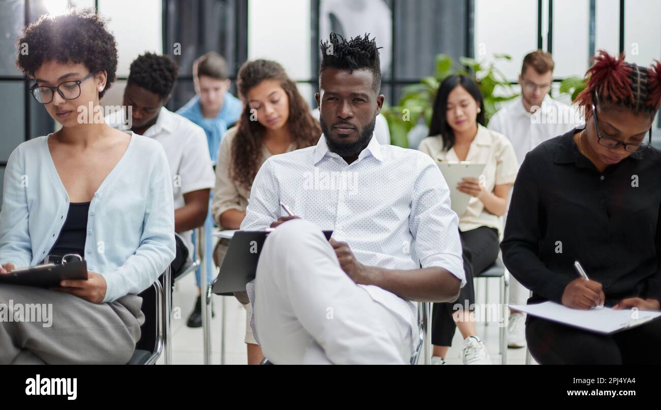 Employee training software hi-res stock photography and images - Alamy