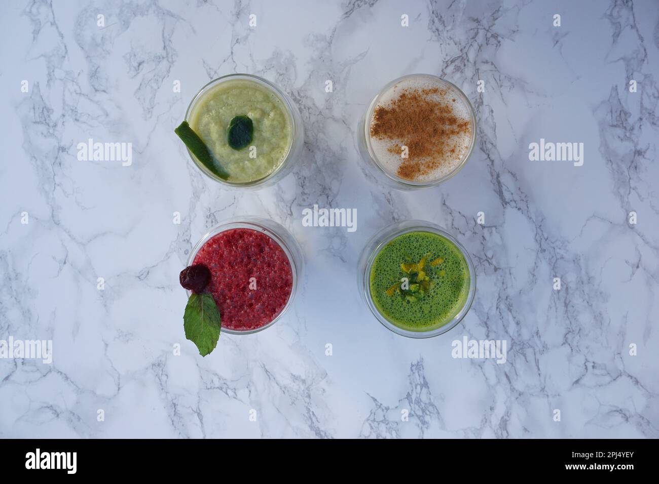 Frozen fruit smoothies fresh hi-res stock photography and images - Alamy