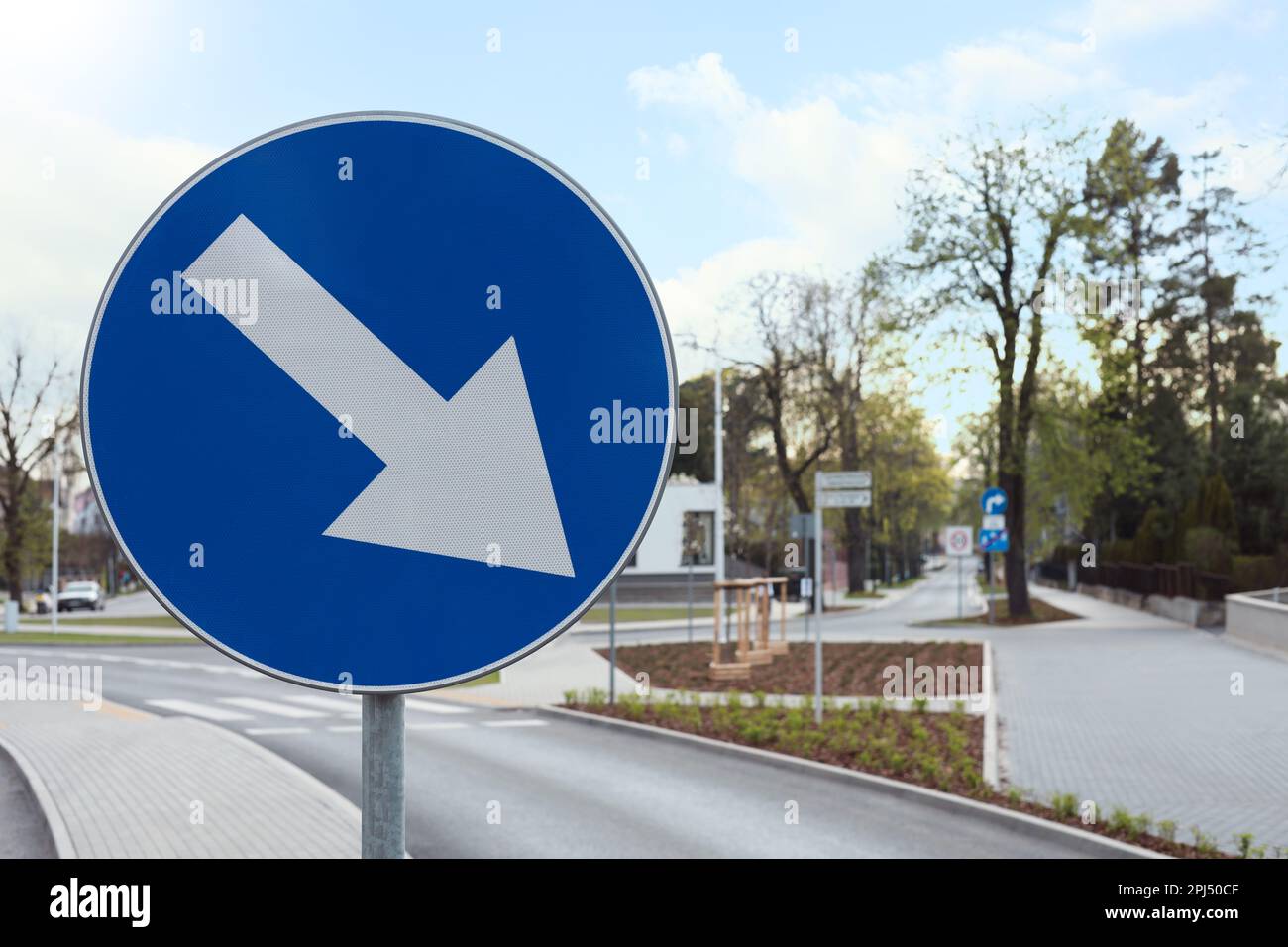 Keep right road sign on hi-res stock photography and images - Alamy