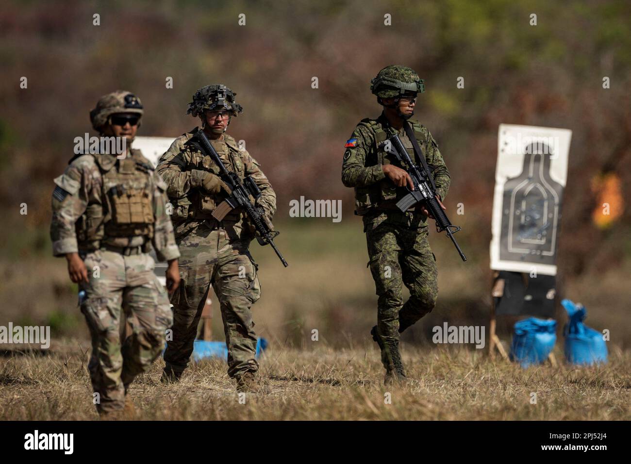 Salaknib exercise hi-res stock photography and images - Alamy