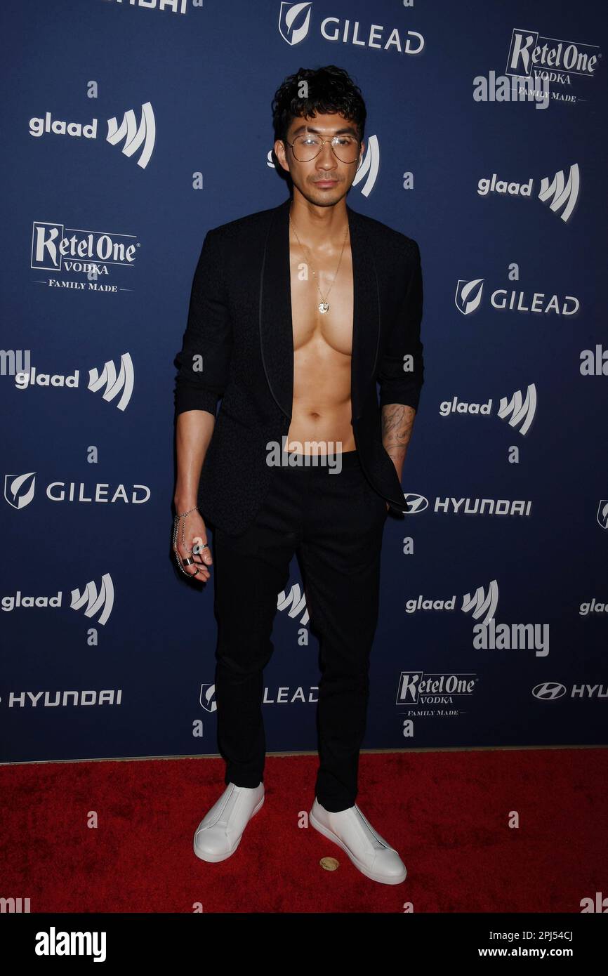 BEVERLY HILLS, CALIFORNIA - MARCH 30: Ronnie Woo attends the 34th ...