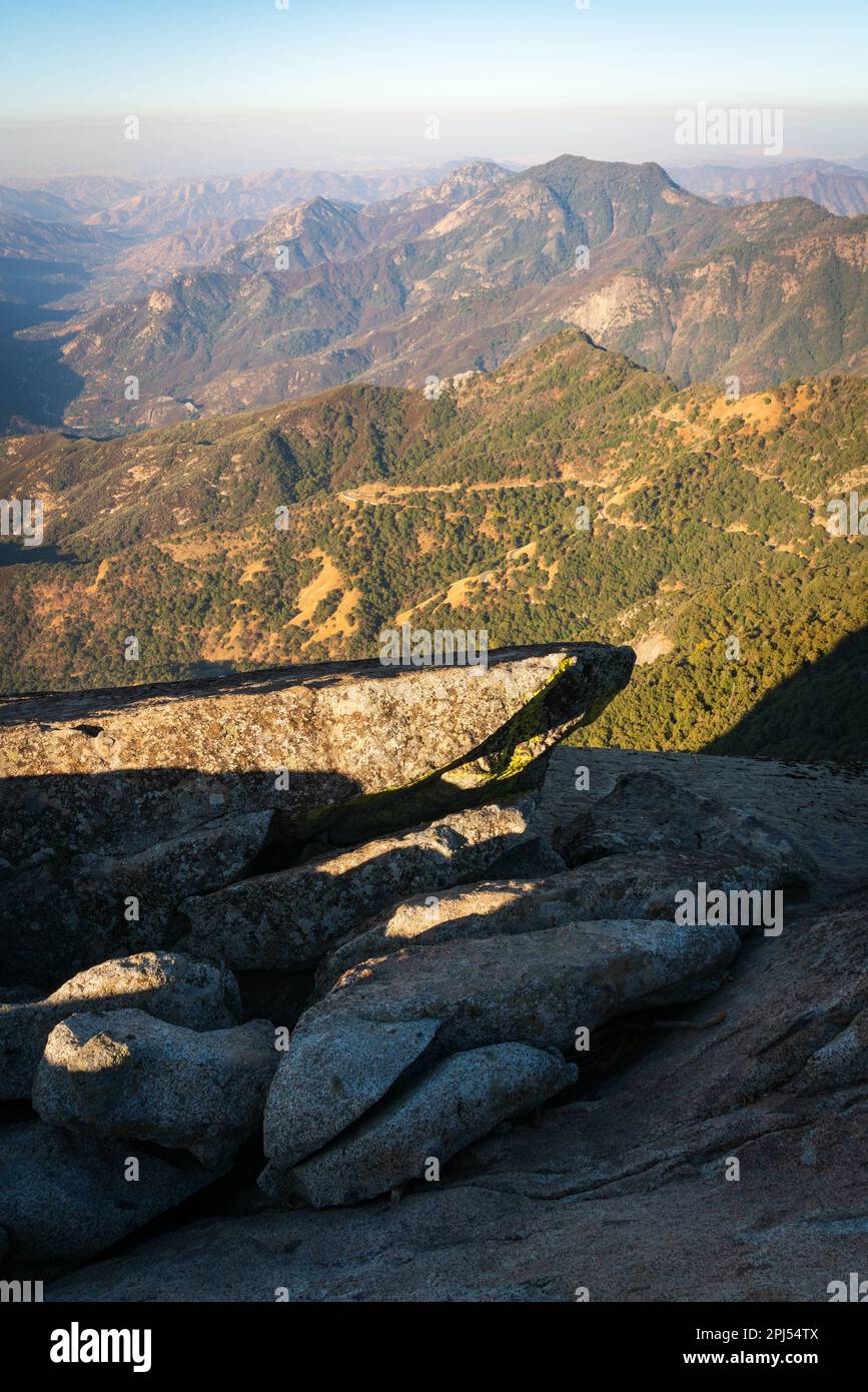 Sequoia National Park in the Sierra Nevada mountains Stock Photo - Alamy