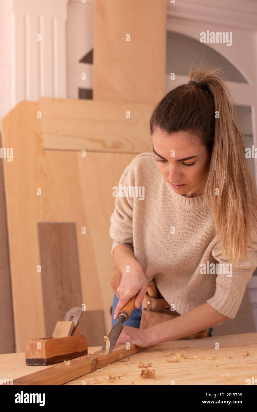 Female woodworker hi-res stock photography and images - Alamy
