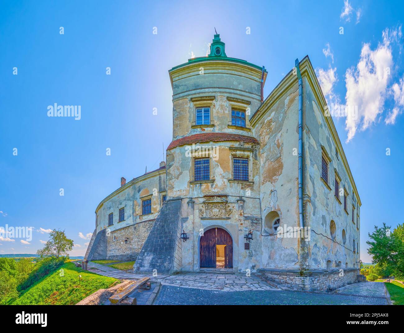 Panorama of Olesko Castle with main gate, Ukraine Stock Photo - Alamy
