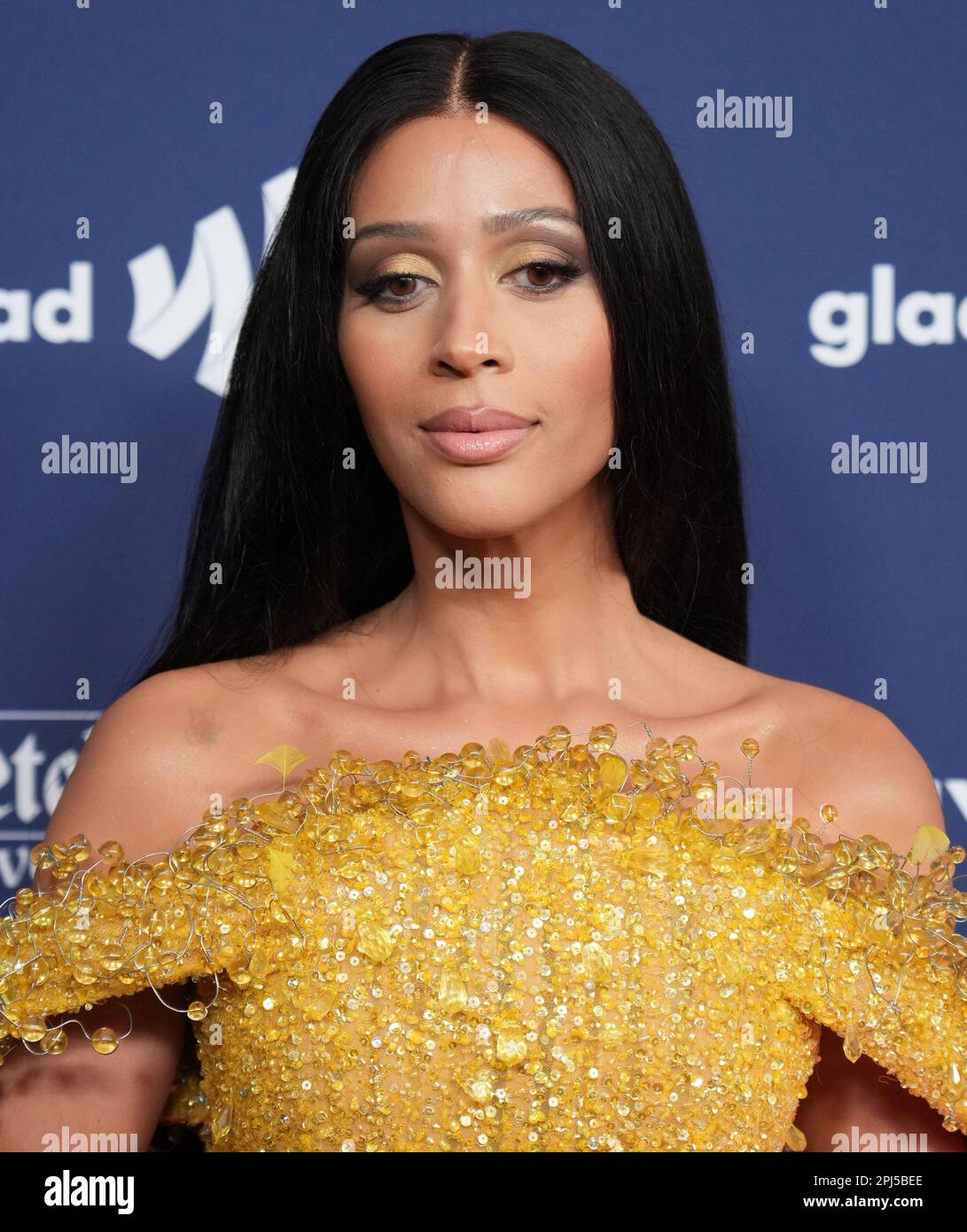 Los Angeles, USA. 30th Mar, 2023. Isis King arrives at the 34th Annual GLAAD Media Awards held ...