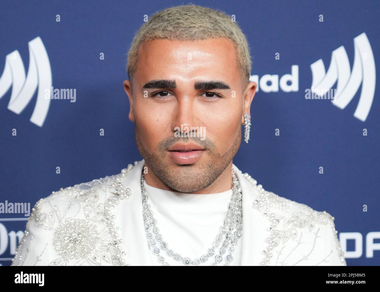 Los Angeles, USA. 30th Mar, 2023. Walter Mendez arrives at the 34th ...