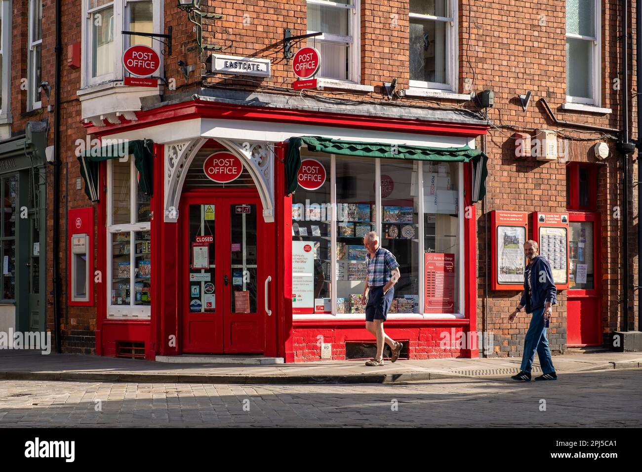 Old-fashioned post office located close to Lincoln Cathedral, England ...