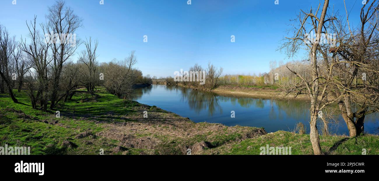 Monticelli d’Oglio (Bs) , Italy, a view of the river Oglio Stock Photo ...