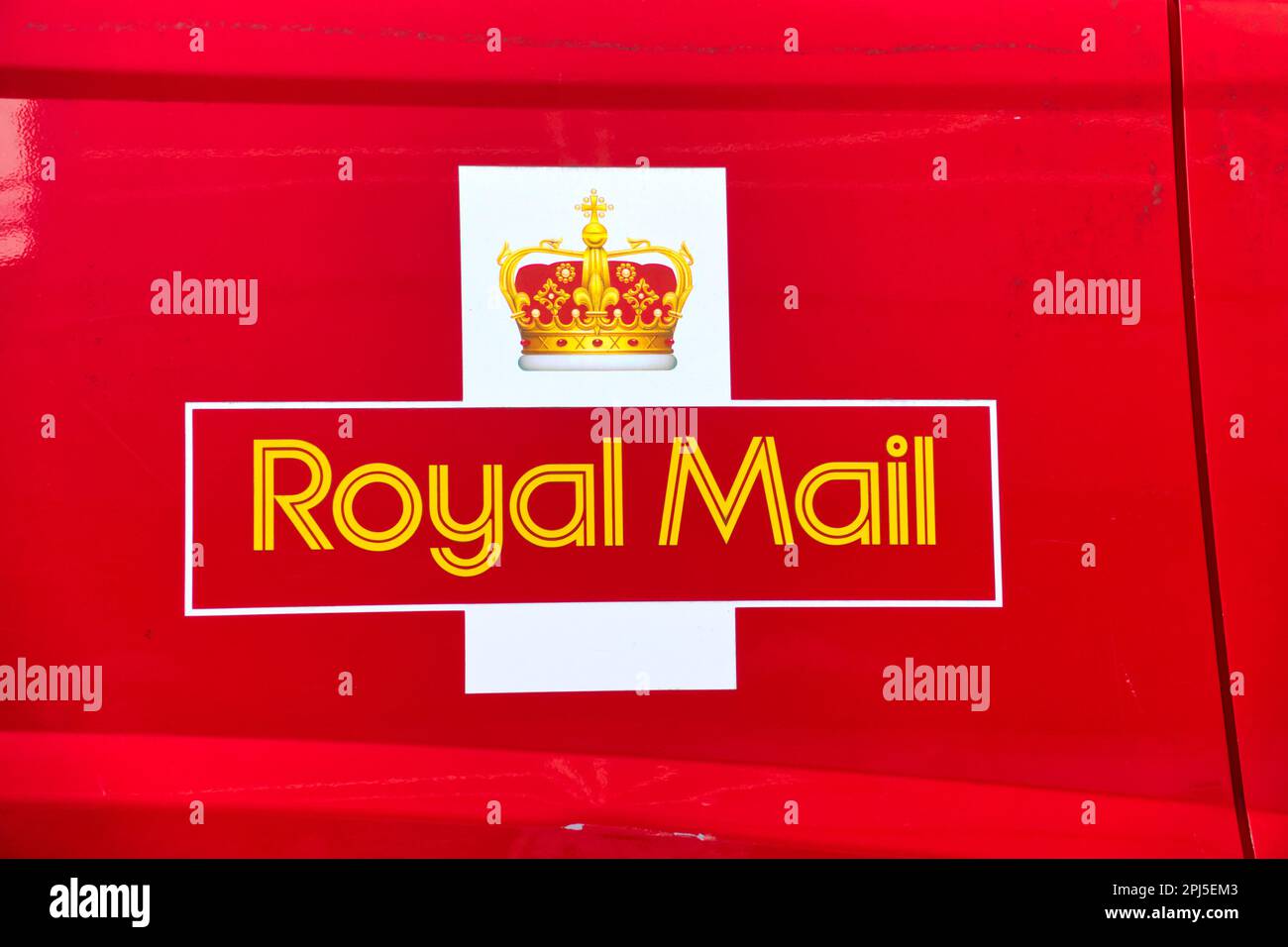 royal mail logo on van Stock Photo - Alamy