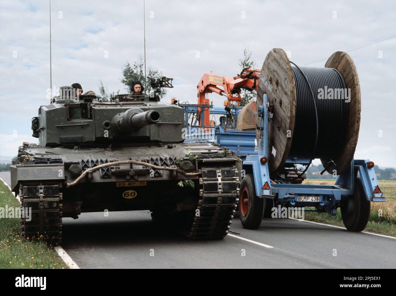 - Dutch Army Leopard 2 tank during NATO exercises in Germany - carro ...