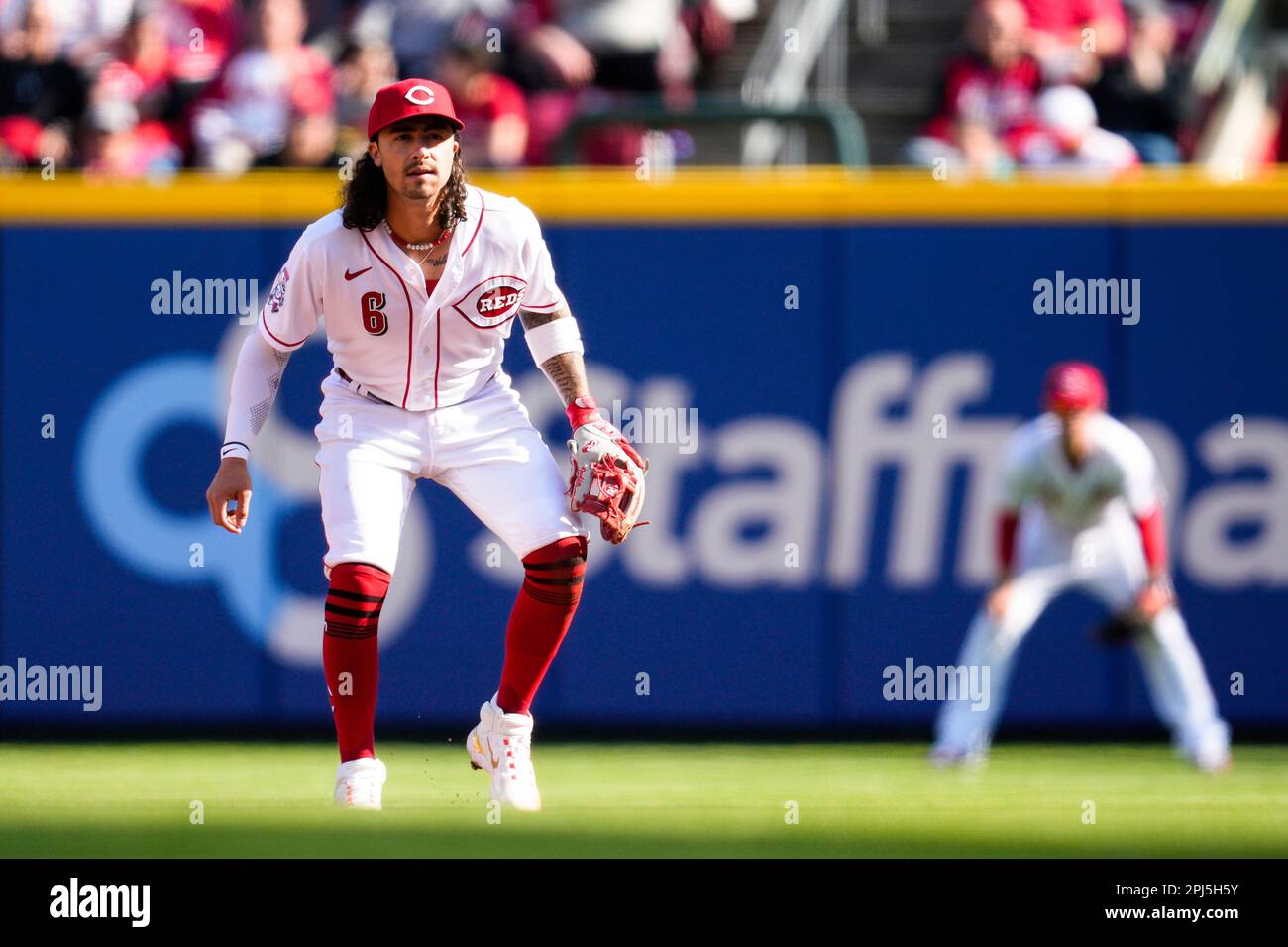 Cincinnati Reds second baseman Jonathan India (6) plays against the ...
