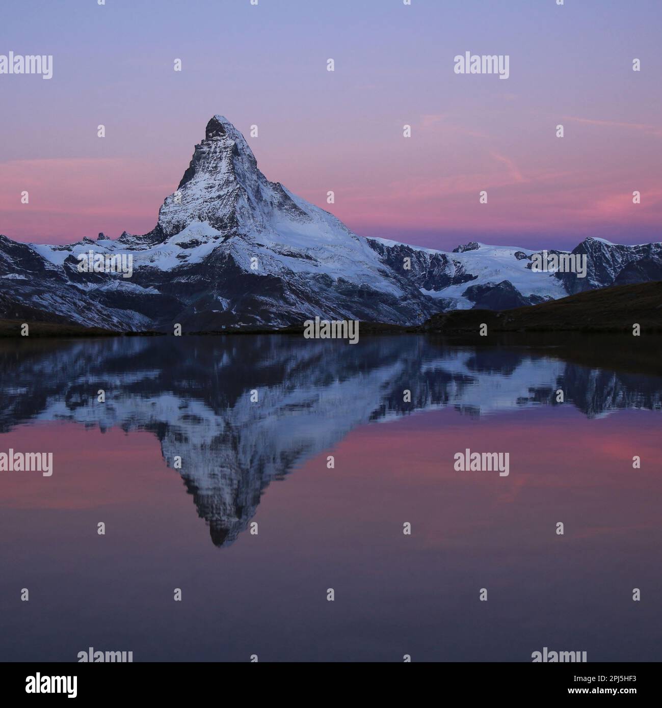 Reflection matterhorn mountain stellisee lake night zermatt hi-res ...
