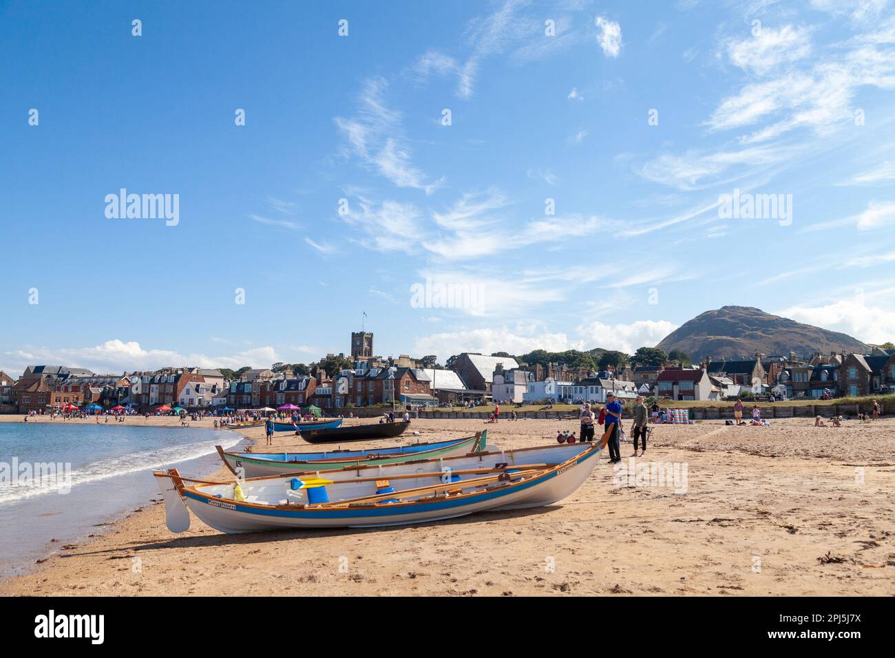 Saint isles skiff hi-res stock photography and images - Alamy