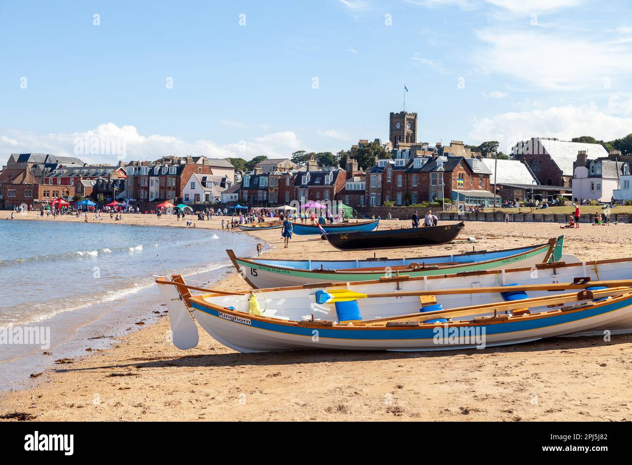 Scottish skiff hi-res stock photography and images - Alamy