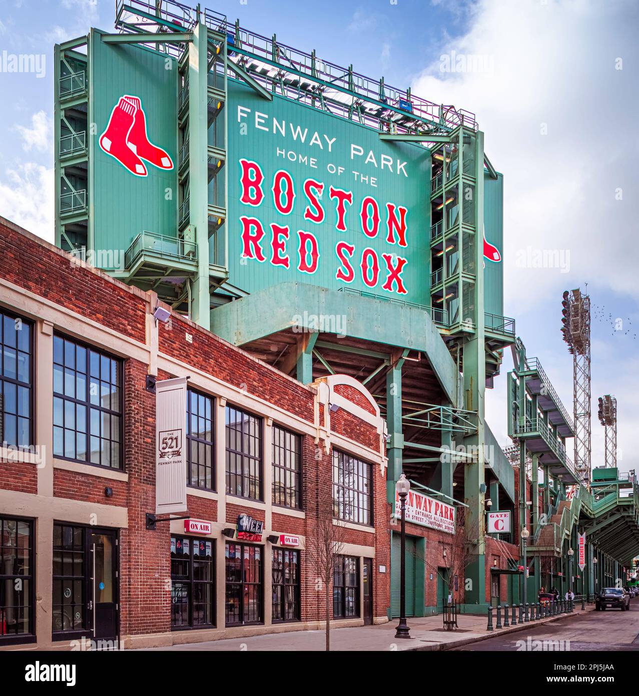 New england baseball stadiums hi-res stock photography and images - Alamy