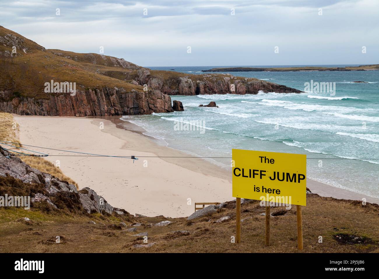 The Cliff Jump at Ceannabeinne Beach, Scotland Stock Photo - Alamy