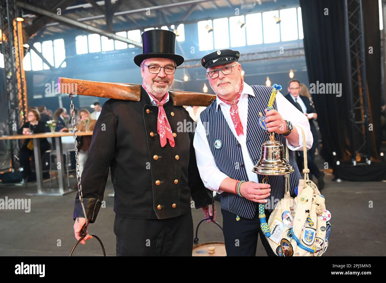 Hamburg, Germany. 31st Mar, 2023. Andreas Trost (l) and Ottmar Gehrke ...