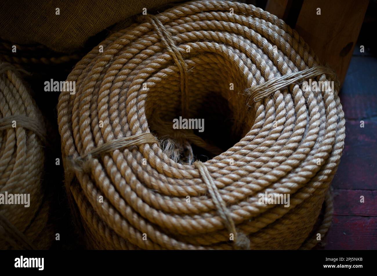 Halyard hi-res stock photography and images - Alamy