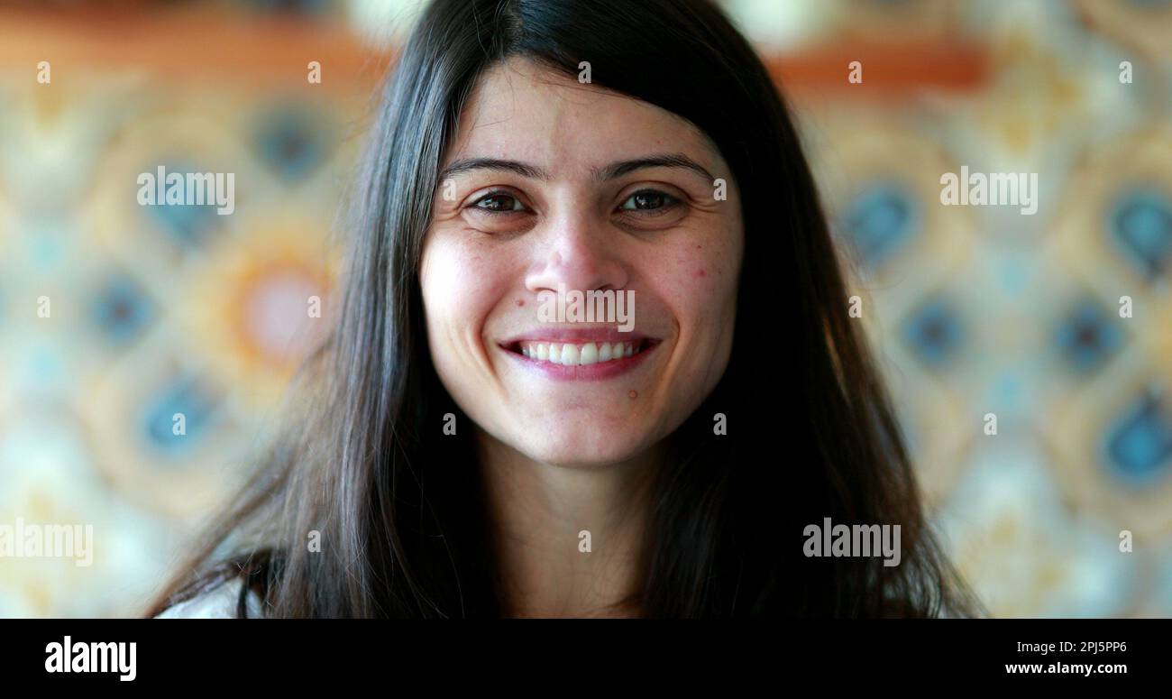 Woman shock reaction looking at camera, casual happy attractive woman ...