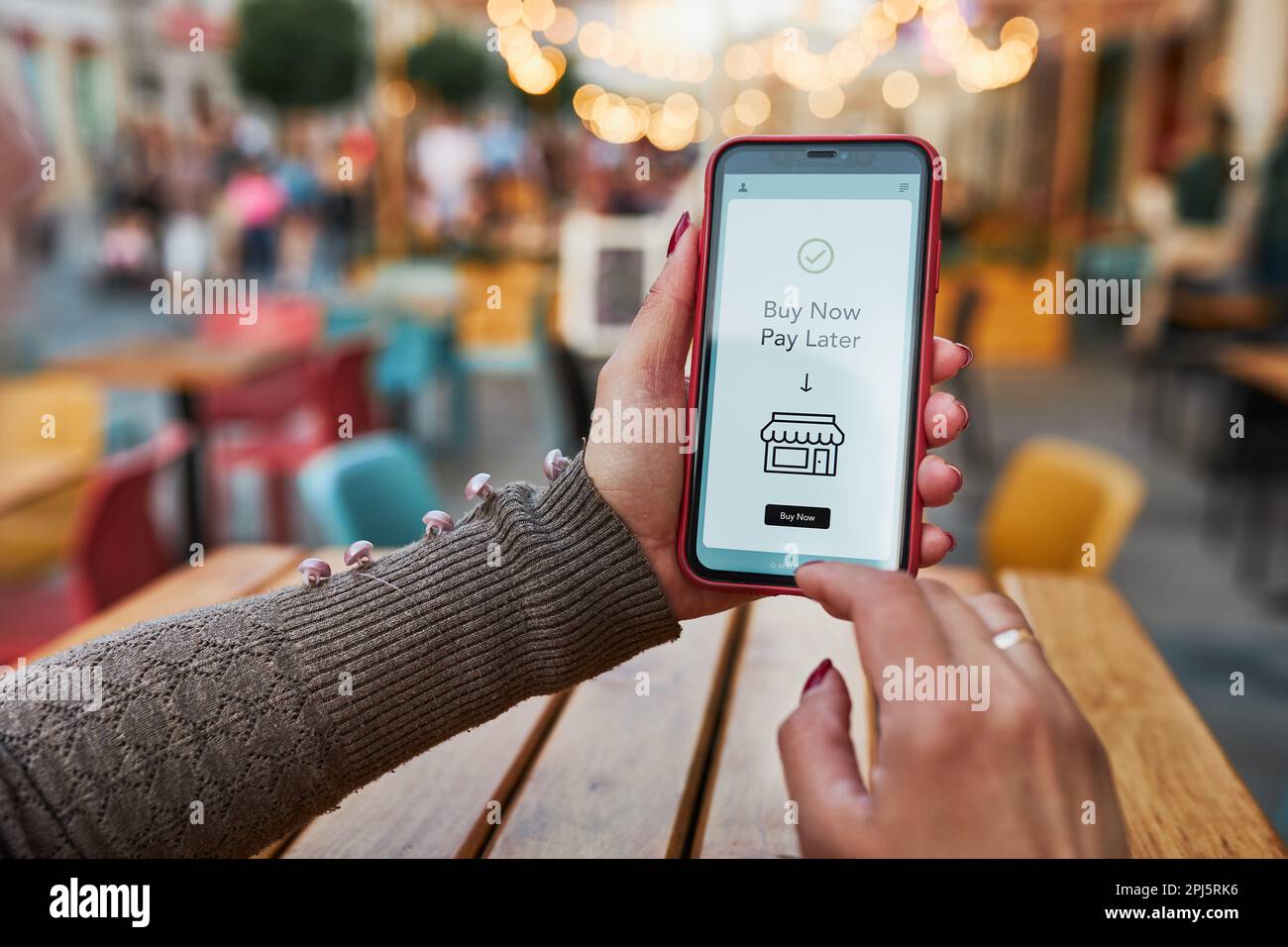 Pay on delivery hi-res stock photography and images - Alamy